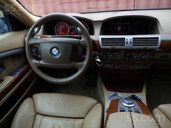 Blue BMW 730 2006 in Liepaja, with an engine capacity of 3.00 L and mileage of 387 thousand km for 4950 €, photo 8 on AUTOMOTO.COM.LV