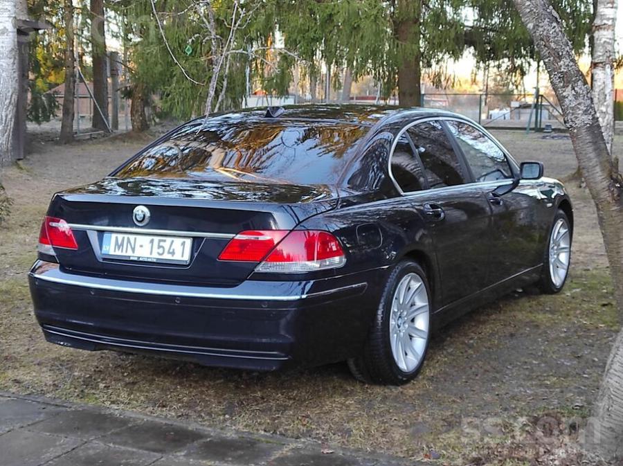 Blue BMW 730 2006 in Riga, with an engine capacity of 3.00 L and mileage of 288 thousand km for 7500 €, photo 2 on AUTOMOTO.COM.LV