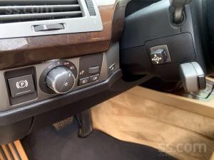 Zils BMW 730 2006 Rīga, ar dzinēja tilpumu 3.00 L un nobraukumu 330 tūkst. km par 5600 €, foto 15 vietnē AUTOMOTO.COM.LV