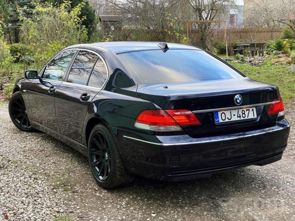 Blue BMW 730 2006 in Riga, with an engine capacity of 3.00 L and mileage of 330 thousand km for 5500 €, photo 5 on AUTOMOTO.COM.LV