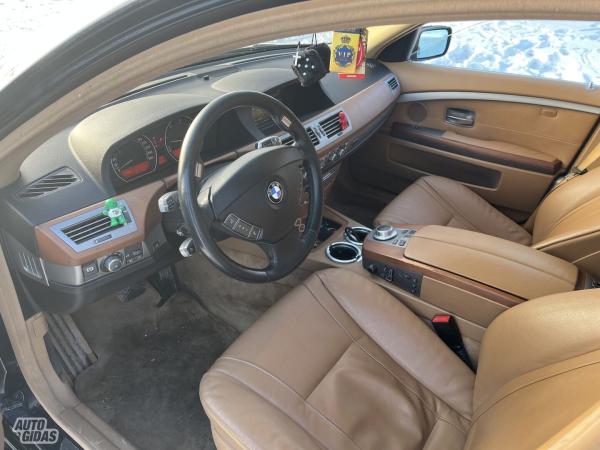Zils BMW 730 2006 Kauņa, ar dzinēja tilpumu 3.00 L un nobraukumu 398 tūkst. km par 4800 €, foto 8 vietnē AUTOMOTO.COM.LV