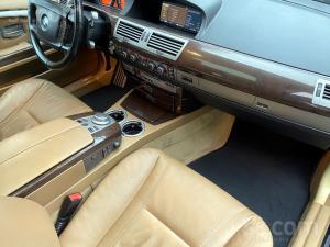 Zils BMW 730 2006 Rīga, ar dzinēja tilpumu 3.00 L un nobraukumu 330 tūkst. km par 5500 €, foto 12 vietnē AUTOMOTO.COM.LV