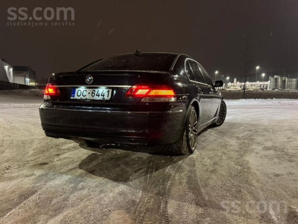 Zils BMW 730 2006 Rīga, ar dzinēja tilpumu 3.00 L un nobraukumu 321 tūkst. km par 6300 €, foto 1 vietnē AUTOMOTO.COM.LV
