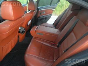Zils BMW 730 2006 Ogre, ar dzinēja tilpumu 3.00 L un nobraukumu 512 tūkst. km par 4699 €, foto 30 vietnē AUTOMOTO.COM.LV