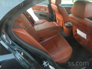 Zils BMW 730 2006 Ogre, ar dzinēja tilpumu 3.00 L un nobraukumu 512 tūkst. km par 4699 €, foto 31 vietnē AUTOMOTO.COM.LV