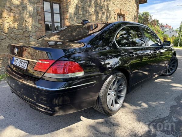 Blue BMW 730 2006 in Bauska, with an engine capacity of 3.00 L and mileage of 316 thousand km for 4000 €, photo 2 on AUTOMOTO.COM.LV