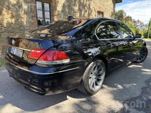 Blue BMW 730 2006 in Bauska, with an engine capacity of 3.00 L and mileage of 316 thousand km for 4000 €, photo 3 on AUTOMOTO.COM.LV
