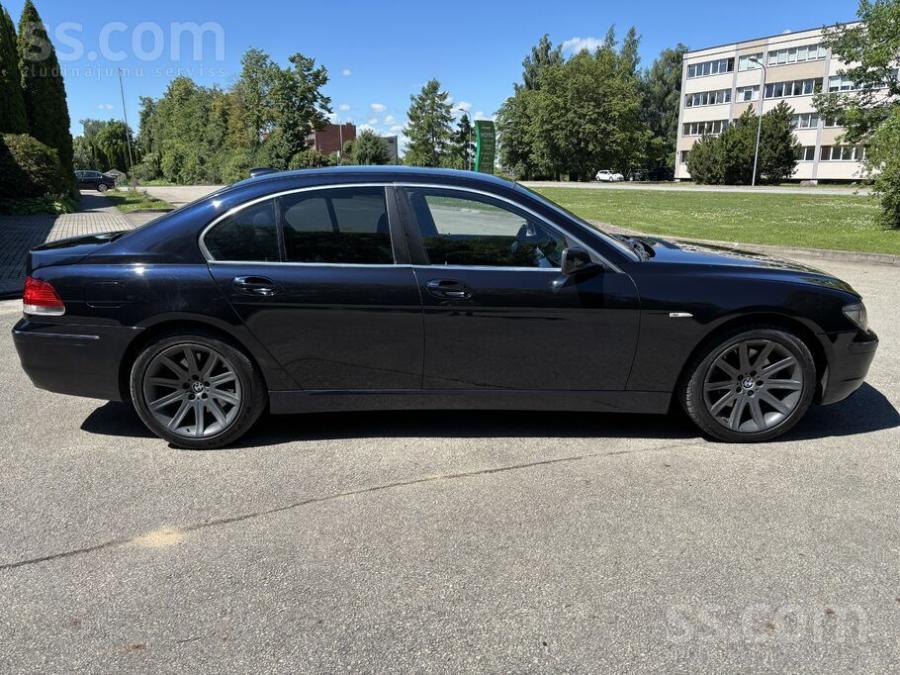 Blue BMW 730 2006 in Bauska, with an engine capacity of 3.00 L and mileage of 316 thousand km for 4000 €, photo 14 on AUTOMOTO.COM.LV