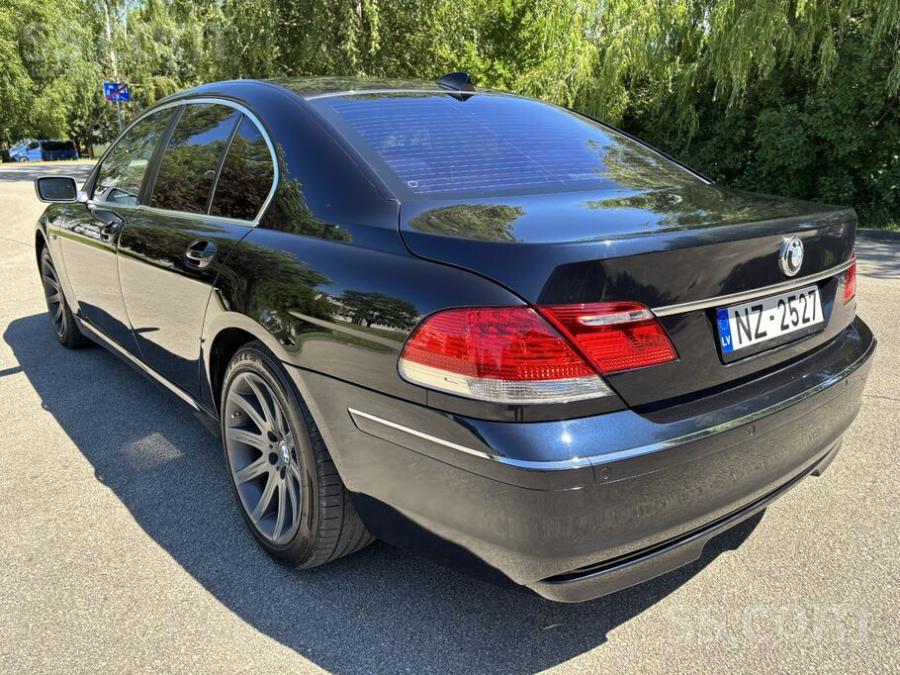 Blue BMW 730 2006 in Bauska, with an engine capacity of 3.00 L and mileage of 316 thousand km for 4000 €, photo 17 on AUTOMOTO.COM.LV