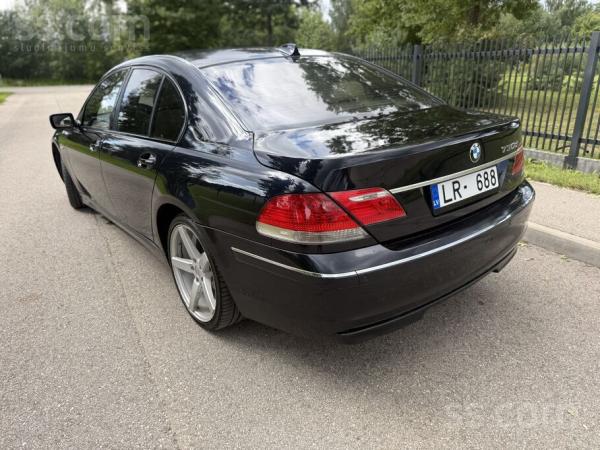 Zils BMW 730 2006 Rīga, ar dzinēja tilpumu 3.00 L un nobraukumu 349 tūkst. km par 5000 €, foto 5 vietnē AUTOMOTO.COM.LV