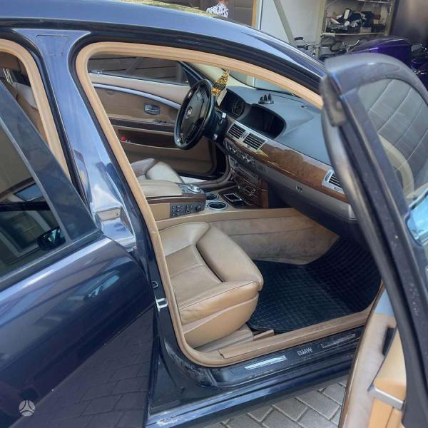 Blue BMW 730 2006 in Kaunas, with an engine capacity of 0.00 L and mileage of 400 thousand km for 2700 €, photo 7 on AUTOMOTO.COM.LV