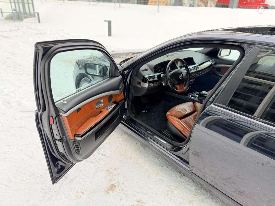 Zils BMW 730 2008 Viļņa, ar dzinēja tilpumu 2.99 L un nobraukumu 410 tūkst. km par 4950 €, foto 19 vietnē AUTOMOTO.COM.LV