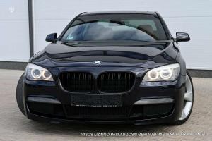 Blue BMW 730 2010 in Kretinga, with an engine capacity of 2.99 L and mileage of 300 thousand km for 10199 €, photo 3 on AUTOMOTO.COM.LV