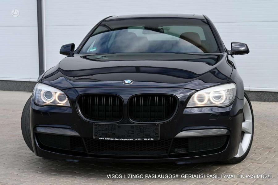 Blue BMW 730 2010 in Kretinga, with an engine capacity of 2.99 L and mileage of 300 thousand km for 10199 €, photo 3 on AUTOMOTO.COM.LV