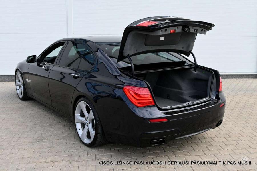 Blue BMW 730 2010 in Kretinga, with an engine capacity of 2.99 L and mileage of 300 thousand km for 10199 €, photo 12 on AUTOMOTO.COM.LV