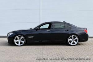 Blue BMW 730 2010 in Kretinga, with an engine capacity of 2.99 L and mileage of 300 thousand km for 10199 €, photo 13 on AUTOMOTO.COM.LV