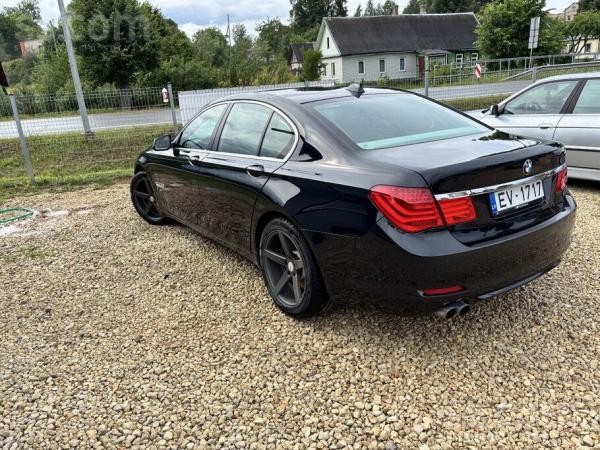 Zils BMW 730 2010 Rēzekne, ar dzinēja tilpumu 3.00 L un nobraukumu 279 tūkst. km par 8550 €, foto 4 vietnē AUTOMOTO.COM.LV
