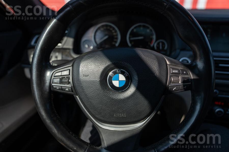 Blue BMW 730 2011 in Riga, with an engine capacity of 3.00 L and mileage of 305 thousand km for 12000 €, photo 11 on AUTOMOTO.COM.LV