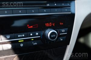 Blue BMW 730 2011 in Riga, with an engine capacity of 3.00 L and mileage of 305 thousand km for 12000 €, photo 19 on AUTOMOTO.COM.LV