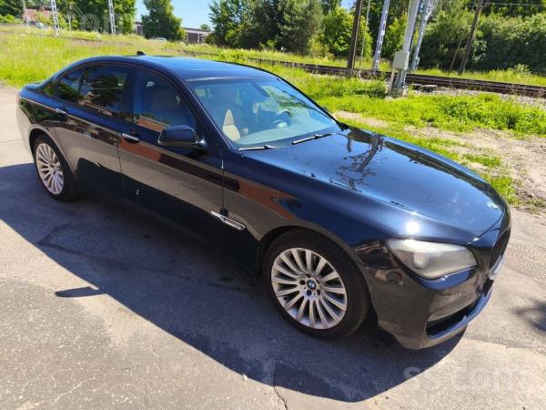 Zils BMW 730 2011 Jūrmala, ar dzinēja tilpumu 3.00 L un nobraukumu 280 tūkst. km par 7500 €, foto 1 vietnē AUTOMOTO.COM.LV