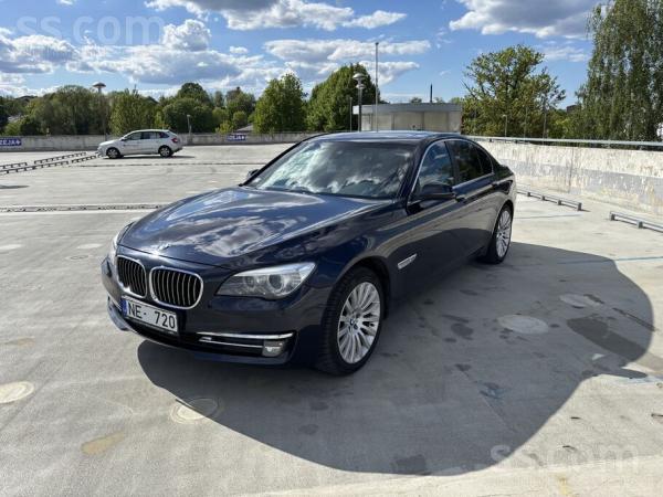 Zils BMW 730 2012 Rīga, ar dzinēja tilpumu 3.00 L un nobraukumu 396 tūkst. km par 10200 €, foto 3 vietnē AUTOMOTO.COM.LV
