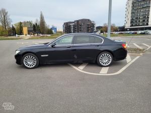 Blue BMW 730 2013 in Vilnius, with an engine capacity of 3.00 L and mileage of 180 thousand km for 15500 €, photo 3 on AUTOMOTO.COM.LV