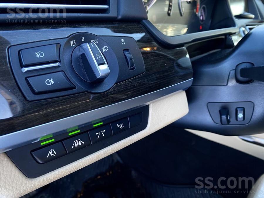 Blue BMW 730 2013 in Riga, with an engine capacity of 3.00 L and mileage of 0 thousand km for 12500 €, photo 8 on AUTOMOTO.COM.LV