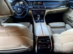 Blue BMW 730 2013 in Riga, with an engine capacity of 3.00 L and mileage of 0 thousand km for 12500 €, photo 10 on AUTOMOTO.COM.LV
