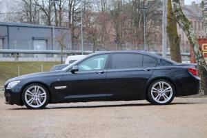 Blue BMW 730 2014 in Riga, with an engine capacity of 3.00 L and mileage of 245 thousand km for 16490 €, photo 12 on AUTOMOTO.COM.LV