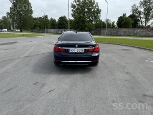 Zils BMW 730 2014 Liepāja, ar dzinēja tilpumu 3.00 L un nobraukumu 225 tūkst. km par 14999 €, foto 4 vietnē AUTOMOTO.COM.LV
