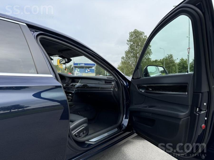 Zils BMW 730 2014 Liepāja, ar dzinēja tilpumu 3.00 L un nobraukumu 225 tūkst. km par 14999 €, foto 8 vietnē AUTOMOTO.COM.LV