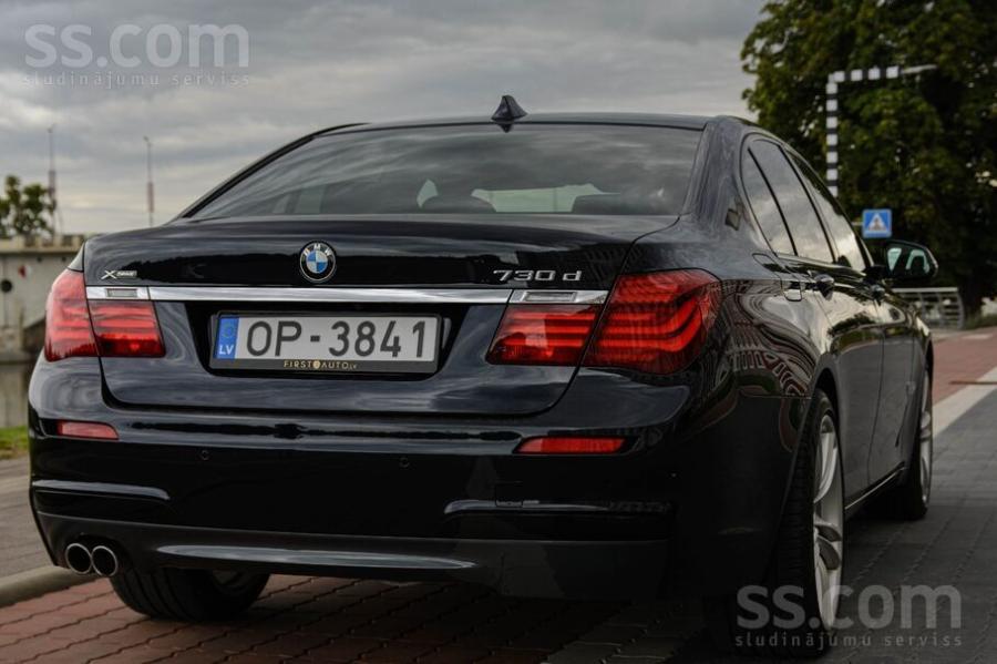 Zils BMW 730 2014 Jelgava, ar dzinēja tilpumu 3.00 L un nobraukumu 210 tūkst. km par 15650 €, foto 3 vietnē AUTOMOTO.COM.LV
