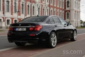Zils BMW 730 2014 Jelgava, ar dzinēja tilpumu 3.00 L un nobraukumu 210 tūkst. km par 15650 €, foto 10 vietnē AUTOMOTO.COM.LV