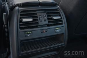 Zils BMW 730 2014 Jelgava, ar dzinēja tilpumu 3.00 L un nobraukumu 210 tūkst. km par 15650 €, foto 18 vietnē AUTOMOTO.COM.LV