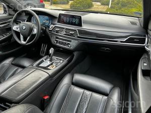 Zils BMW 730 2015 Rīga, ar dzinēja tilpumu 3.00 L un nobraukumu 270 tūkst. km par 22000 €, foto 13 vietnē AUTOMOTO.COM.LV