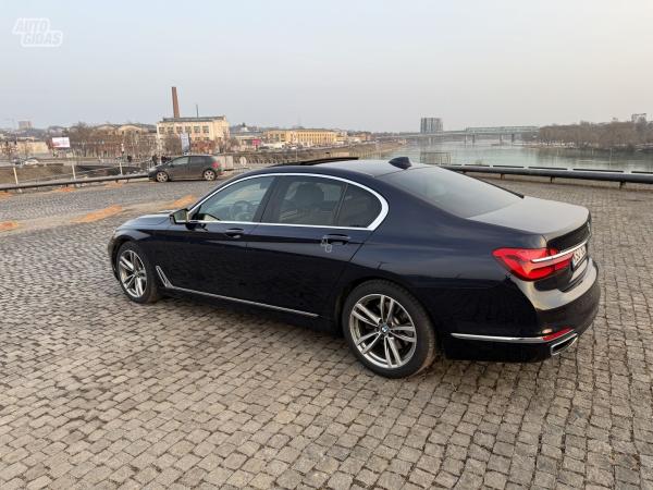 Zils BMW 730 2016 Kauņa, ar dzinēja tilpumu 3.00 L un nobraukumu 247 tūkst. km par 21499 €, foto 7 vietnē AUTOMOTO.COM.LV