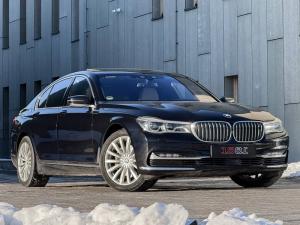 Blue BMW 730 2016 in Riga, with an engine capacity of 3.00 L and mileage of 200 thousand km for 12500 €, photo 5 on AUTOMOTO.COM.LV