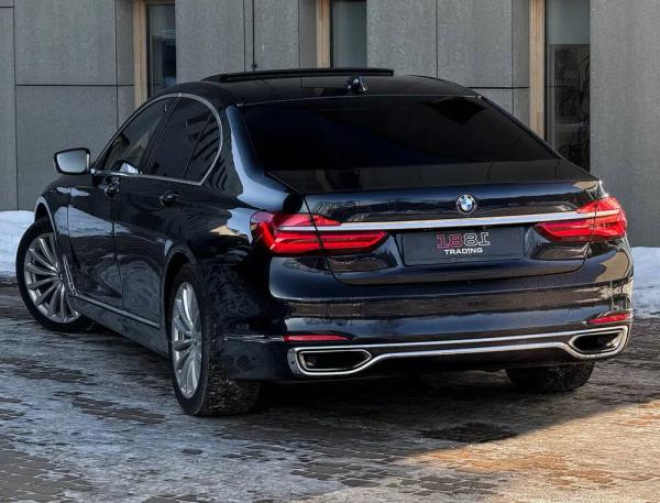Zils BMW 730 2016 Rīga, ar dzinēja tilpumu 3.00 L un nobraukumu 200 tūkst. km par 12500 €, foto 6 vietnē AUTOMOTO.COM.LV