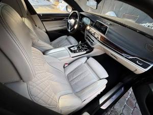 Blue BMW 730 2016 in Riga, with an engine capacity of 3.00 L and mileage of 200 thousand km for 12500 €, photo 22 on AUTOMOTO.COM.LV