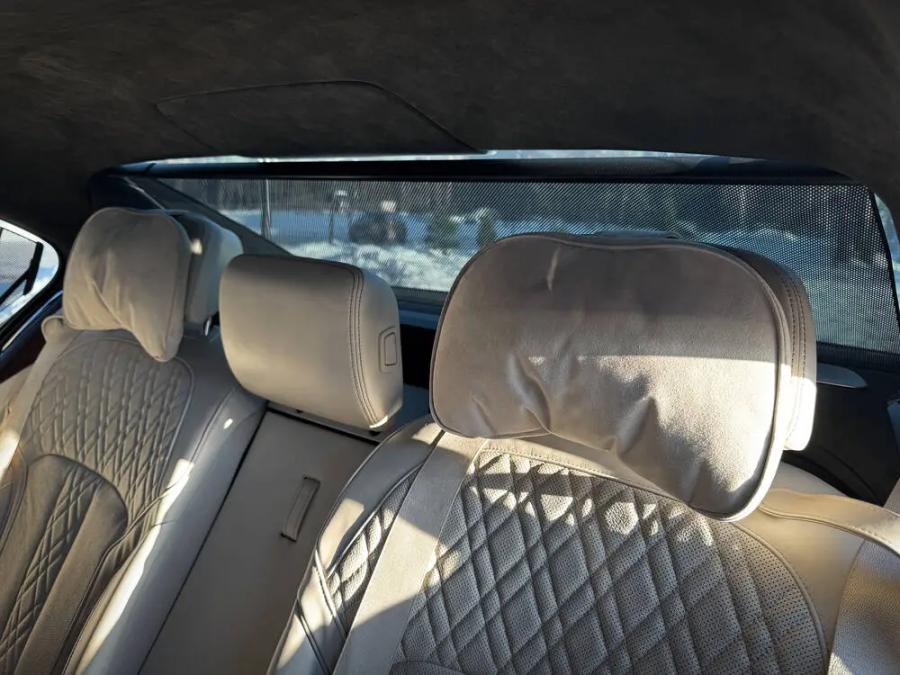 Blue BMW 730 2016 in Riga, with an engine capacity of 3.00 L and mileage of 200 thousand km for 12500 €, photo 42 on AUTOMOTO.COM.LV