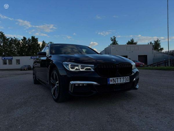 Blue BMW 730 2018 in Pasvalys, with an engine capacity of 3.00 L and mileage of 306 thousand km for 26500 €, photo 2 on AUTOMOTO.COM.LV