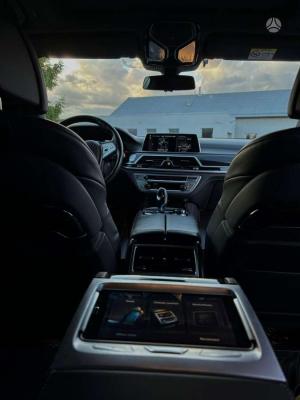 Zils BMW 730 2018 Pasvalys, ar dzinēja tilpumu 3.00 L un nobraukumu 306 tūkst. km par 26500 €, foto 7 vietnē AUTOMOTO.COM.LV