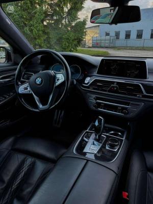 Zils BMW 730 2018 Pasvalys, ar dzinēja tilpumu 3.00 L un nobraukumu 306 tūkst. km par 26500 €, foto 8 vietnē AUTOMOTO.COM.LV