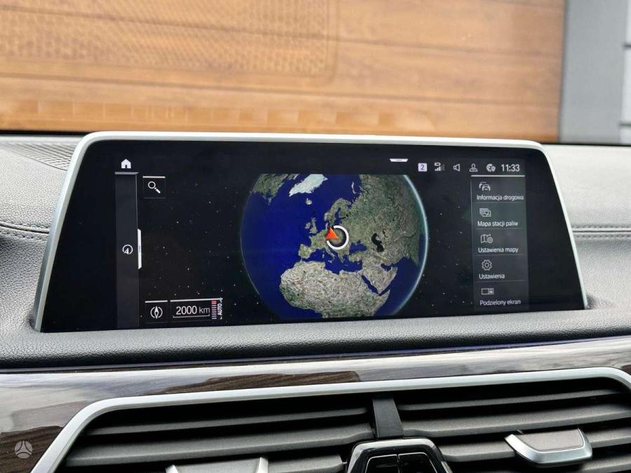 Blue BMW 730 2020 in Kaunas, with an engine capacity of 2.99 L and mileage of 246 thousand km for 45899 €, photo 13 on AUTOMOTO.COM.LV