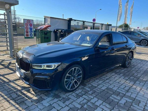 Zils BMW 730 2021 Marijampole, ar dzinēja tilpumu 2.99 L un nobraukumu 293 tūkst. km par 37950 €, foto 1 vietnē AUTOMOTO.COM.LV