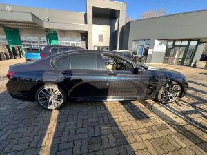 Zils BMW 730 2021 Marijampole, ar dzinēja tilpumu 2.99 L un nobraukumu 293 tūkst. km par 37950 €, foto 3 vietnē AUTOMOTO.COM.LV