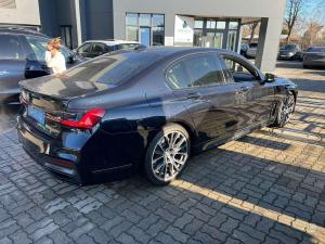 Zils BMW 730 2021 Marijampole, ar dzinēja tilpumu 2.99 L un nobraukumu 293 tūkst. km par 37950 €, foto 4 vietnē AUTOMOTO.COM.LV