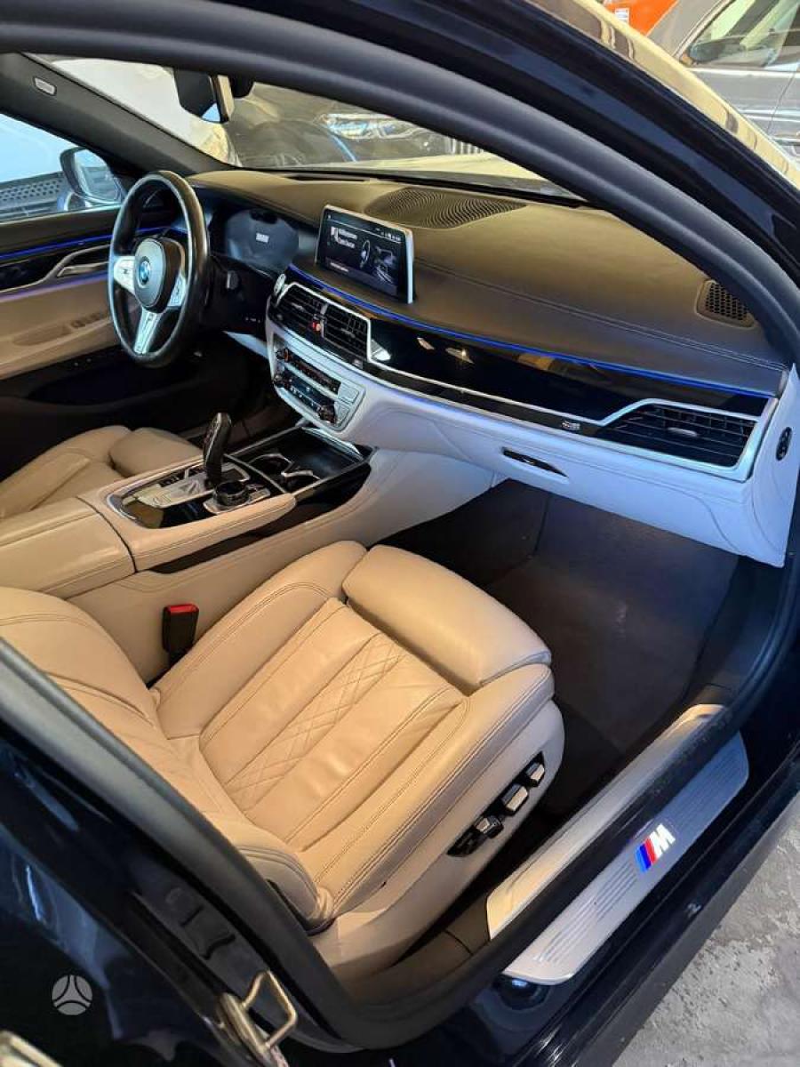 Zils BMW 730 2021 Marijampole, ar dzinēja tilpumu 2.99 L un nobraukumu 293 tūkst. km par 37950 €, foto 7 vietnē AUTOMOTO.COM.LV