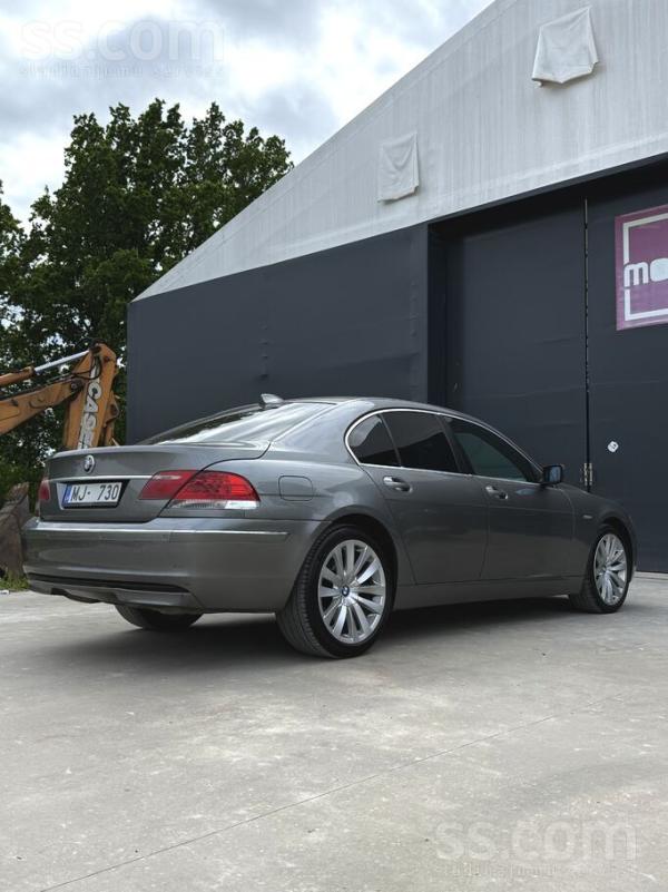 Brown BMW 730 2006 in Tukums, with an engine capacity of 3.00 L and mileage of 0 thousand km for 3499 €, photo 3 on AUTOMOTO.COM.LV