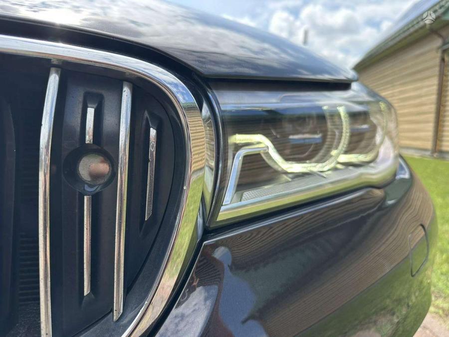Brūns BMW 730 2017 Viļņa, ar dzinēja tilpumu 2.99 L un nobraukumu 199 tūkst. km par 22850 €, foto 7 vietnē AUTOMOTO.COM.LV